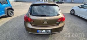 Opel Astra 2013 Rīga, ar dzinēja tilpumu 1.40 L un nobraukumu 139 tūkst. km par 4000 €, foto 14 vietnē AUTOMOTO.COM.LV