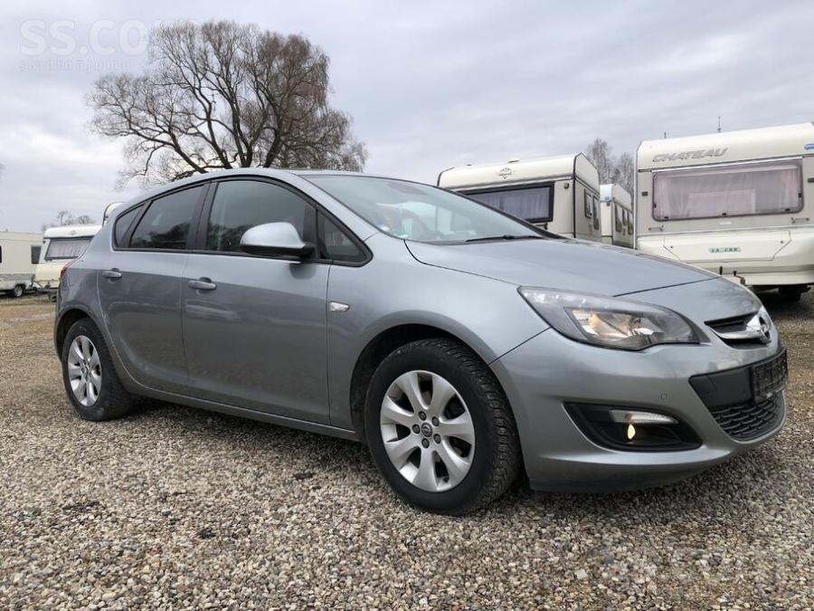 Opel Astra 2015 in Valmiera, with an engine capacity of 1.40 L and mileage of 200 thousand km for 5750 €, photo 2 on AUTOMOTO.COM.LV