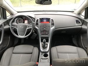 Opel Astra 2015 in Valmiera, with an engine capacity of 1.40 L and mileage of 200 thousand km for 5750 €, photo 6 on AUTOMOTO.COM.LV
