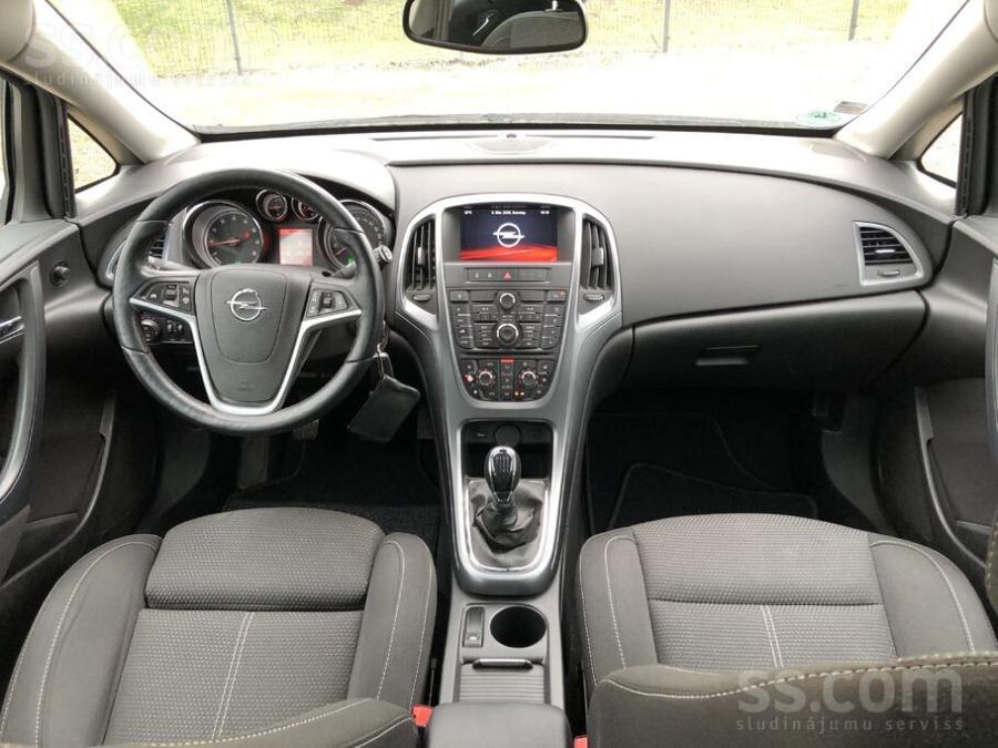 Opel Astra 2015 in Valmiera, with an engine capacity of 1.40 L and mileage of 200 thousand km for 5750 €, photo 6 on AUTOMOTO.COM.LV
