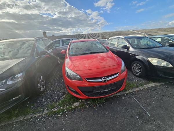 Opel Astra 2015 in Kaunas, with an engine capacity of 2.00 L and mileage of 281 thousand km for 2600 €, photo 2 on AUTOMOTO.COM.LV