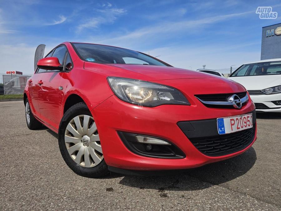 Opel Astra 2015 in Kaunas, with an engine capacity of 2.00 L and mileage of 272 thousand km for 3150 €, photo 31 on AUTOMOTO.COM.LV