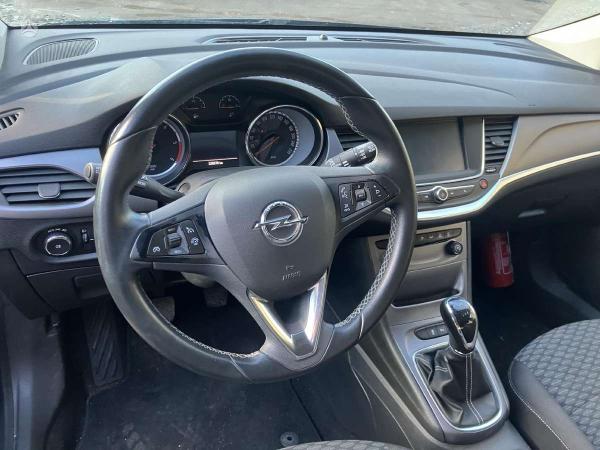 Opel Astra 2016 Rokiškis, ar dzinēja tilpumu 1.60 L un nobraukumu 220 tūkst. km par 4750 €, foto 5 vietnē AUTOMOTO.COM.LV