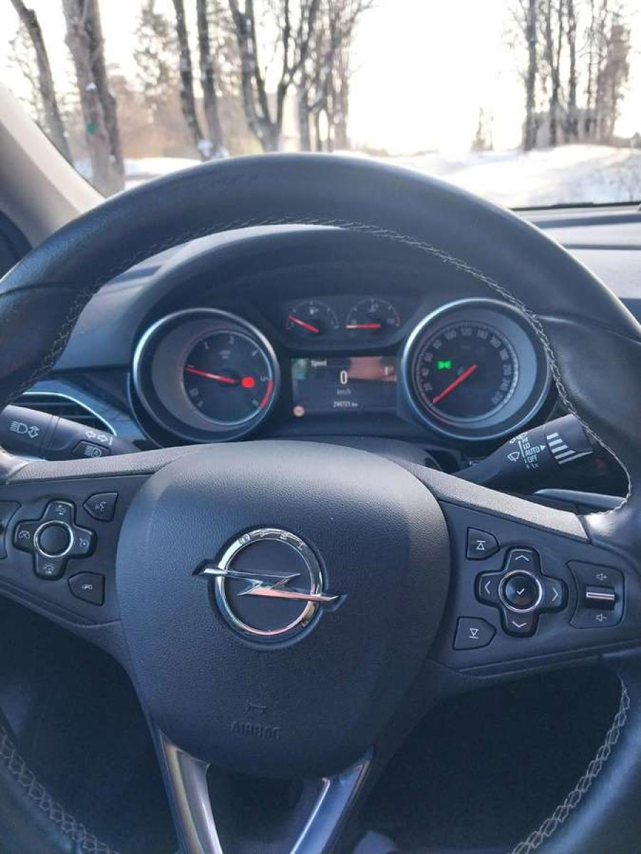 Opel Astra 2016 in Kaunas, with an engine capacity of 1.60 L and mileage of 245 thousand km for 6650 €, photo 10 on AUTOMOTO.COM.LV