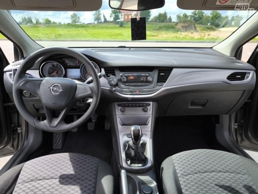 Opel Astra 2016 in Siauliai, with an engine capacity of 1.40 L and mileage of 85 thousand km for 6800 €, photo 7 on AUTOMOTO.COM.LV