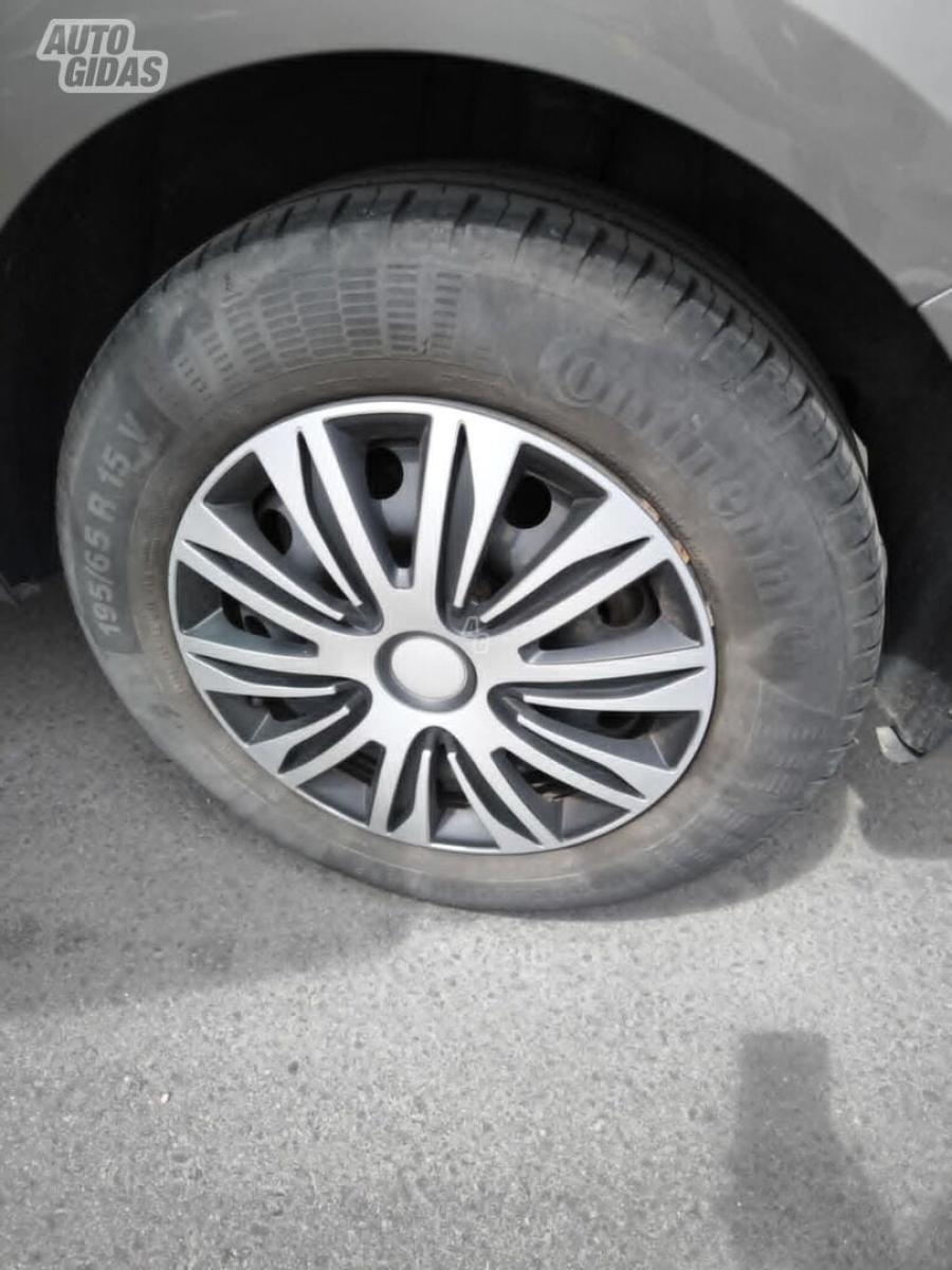 Opel Astra 2016 in Siauliai, with an engine capacity of 1.40 L and mileage of 85 thousand km for 6800 €, photo 8 on AUTOMOTO.COM.LV