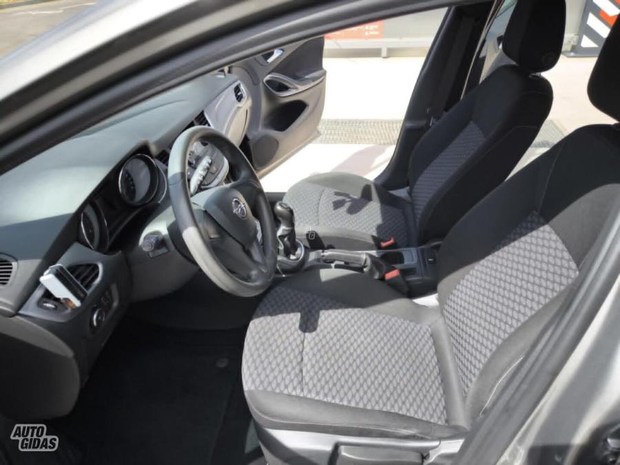 Opel Astra 2016 in Siauliai, with an engine capacity of 1.40 L and mileage of 85 thousand km for 6800 €, photo 14 on AUTOMOTO.COM.LV
