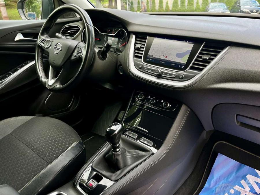 Opel Astra 2016 in Kaunas, with an engine capacity of 0.00 L and mileage of 108 thousand km for 4800 €, photo 1 on AUTOMOTO.COM.LV