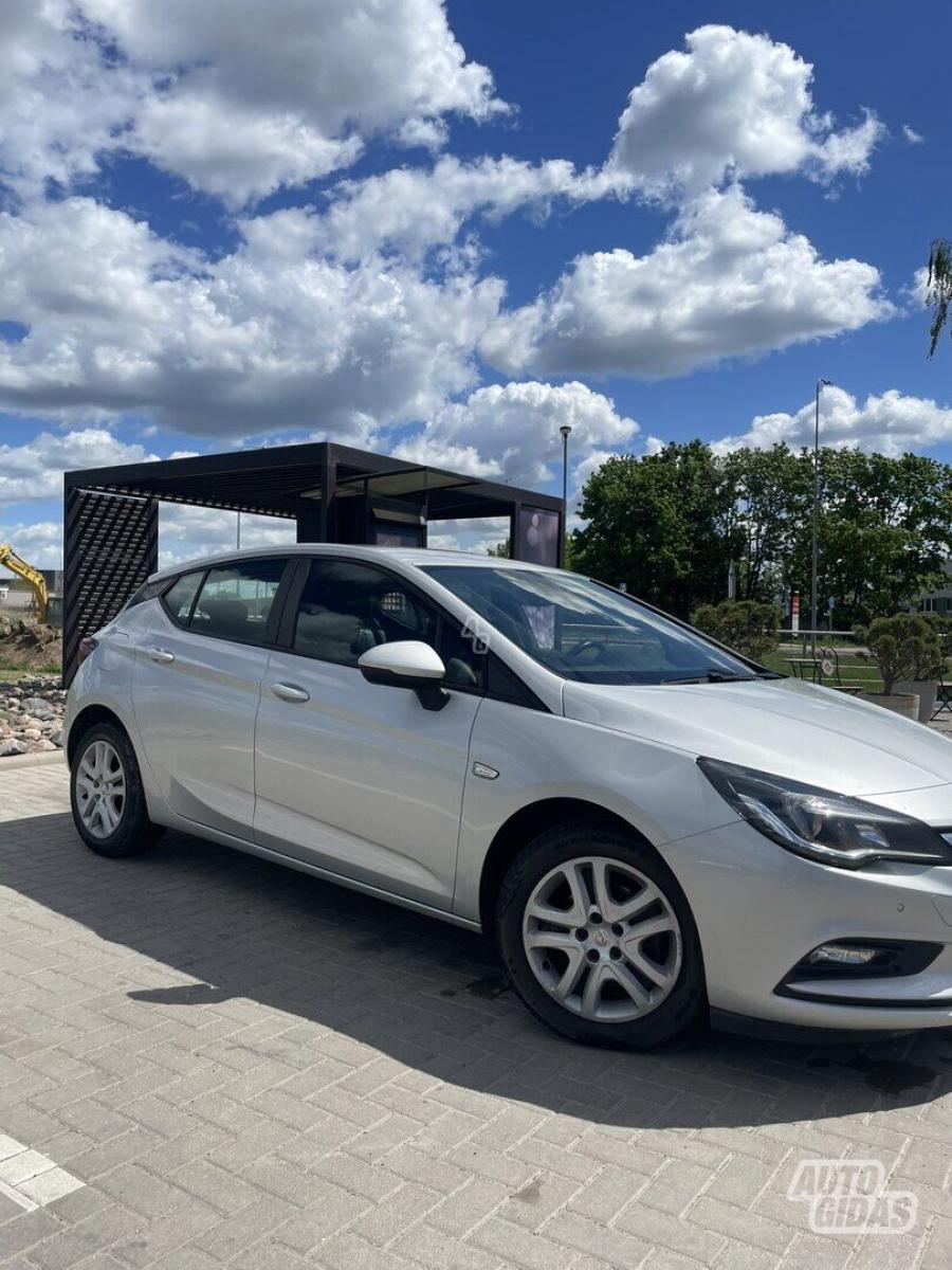 Opel Astra 2017 in Taurage, with an engine capacity of 1.60 L and mileage of 237 thousand km for 4500 €, photo 12 on AUTOMOTO.COM.LV