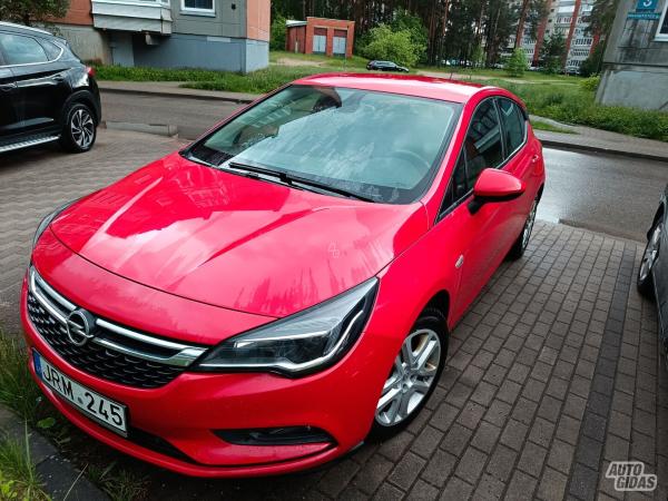 Opel Astra 2017 in Visaginas, with an engine capacity of 1.00 L and mileage of 130 thousand km for 6800 €, photo 3 on AUTOMOTO.COM.LV