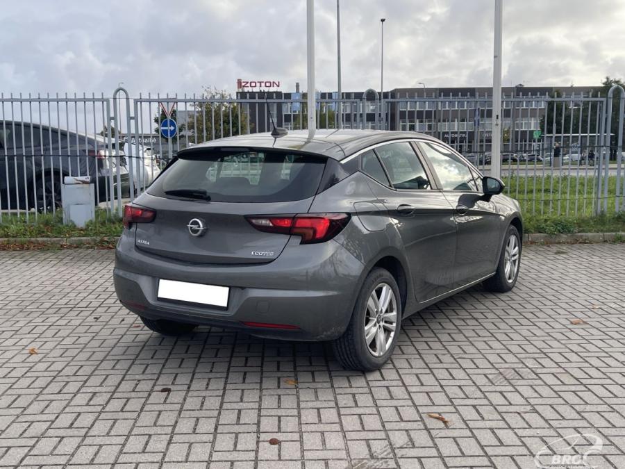 Opel Astra 2018 in Klaipeda, with an engine capacity of 1.00 L and mileage of 82 thousand km for 7900 €, photo 3 on AUTOMOTO.COM.LV