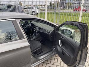 Opel Astra 2018 in Klaipeda, with an engine capacity of 1.00 L and mileage of 82 thousand km for 7900 €, photo 4 on AUTOMOTO.COM.LV