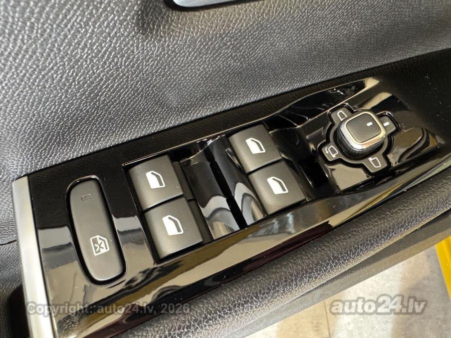 Opel Astra 2023 Tallina, ar dzinēja tilpumu 1.20 L un nobraukumu 37 tūkst. km par 17900 €, foto 13 vietnē AUTOMOTO.COM.LV