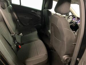 Opel Astra 2017 Rīga, ar dzinēja tilpumu 1.60 L un nobraukumu 168 tūkst. km par 8650 €, foto 12 vietnē AUTOMOTO.COM.LV