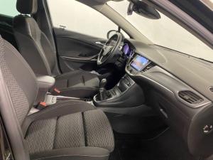 Opel Astra 2017 Rīga, ar dzinēja tilpumu 1.60 L un nobraukumu 168 tūkst. km par 8650 €, foto 13 vietnē AUTOMOTO.COM.LV
