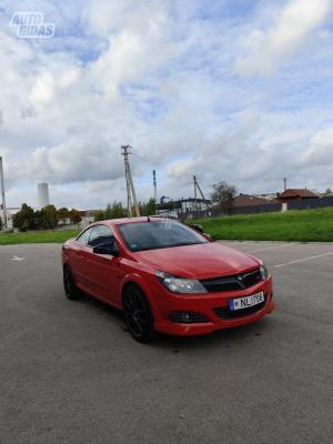 Red Opel Astra 2007 in Telschi, with an engine capacity of 1.90 L and mileage of 252 thousand km for 3600 €, photo  on AUTOMOTO.COM.LV