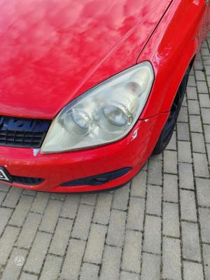 Sarkans Opel Astra 2008 Viļņa, ar dzinēja tilpumu 1.90 L un nobraukumu 259 tūkst. km par 600 €, foto 3 vietnē AUTOMOTO.COM.LV