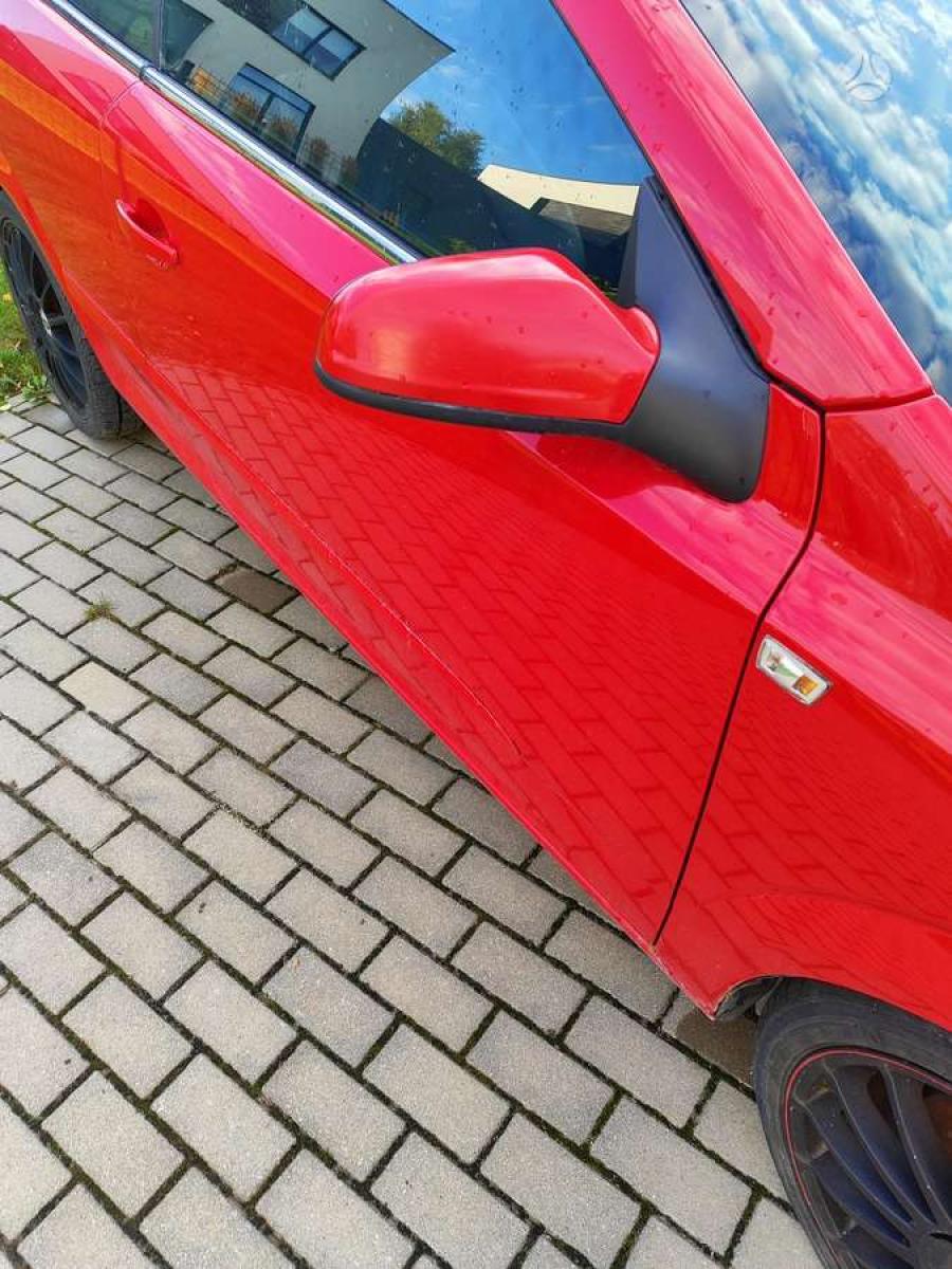 Sarkans Opel Astra 2008 Viļņa, ar dzinēja tilpumu 1.90 L un nobraukumu 259 tūkst. km par 600 €, foto 7 vietnē AUTOMOTO.COM.LV