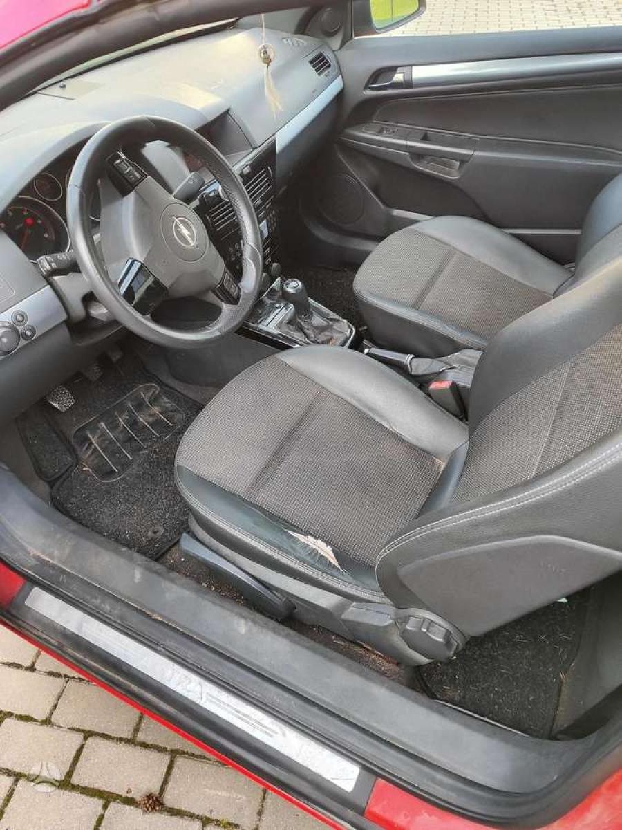 Sarkans Opel Astra 2008 Viļņa, ar dzinēja tilpumu 1.90 L un nobraukumu 259 tūkst. km par 600 €, foto 8 vietnē AUTOMOTO.COM.LV