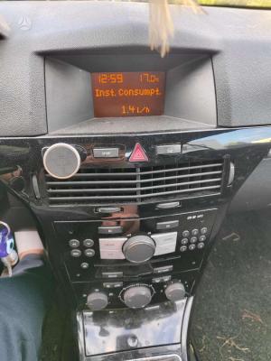 Sarkans Opel Astra 2008 Viļņa, ar dzinēja tilpumu 1.90 L un nobraukumu 259 tūkst. km par 600 €, foto 10 vietnē AUTOMOTO.COM.LV