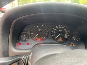 Red Opel Astra 2000 in Cesis, with an engine capacity of 1.60 L and mileage of 341 thousand km for 1350 €, photo 8 on AUTOMOTO.COM.LV