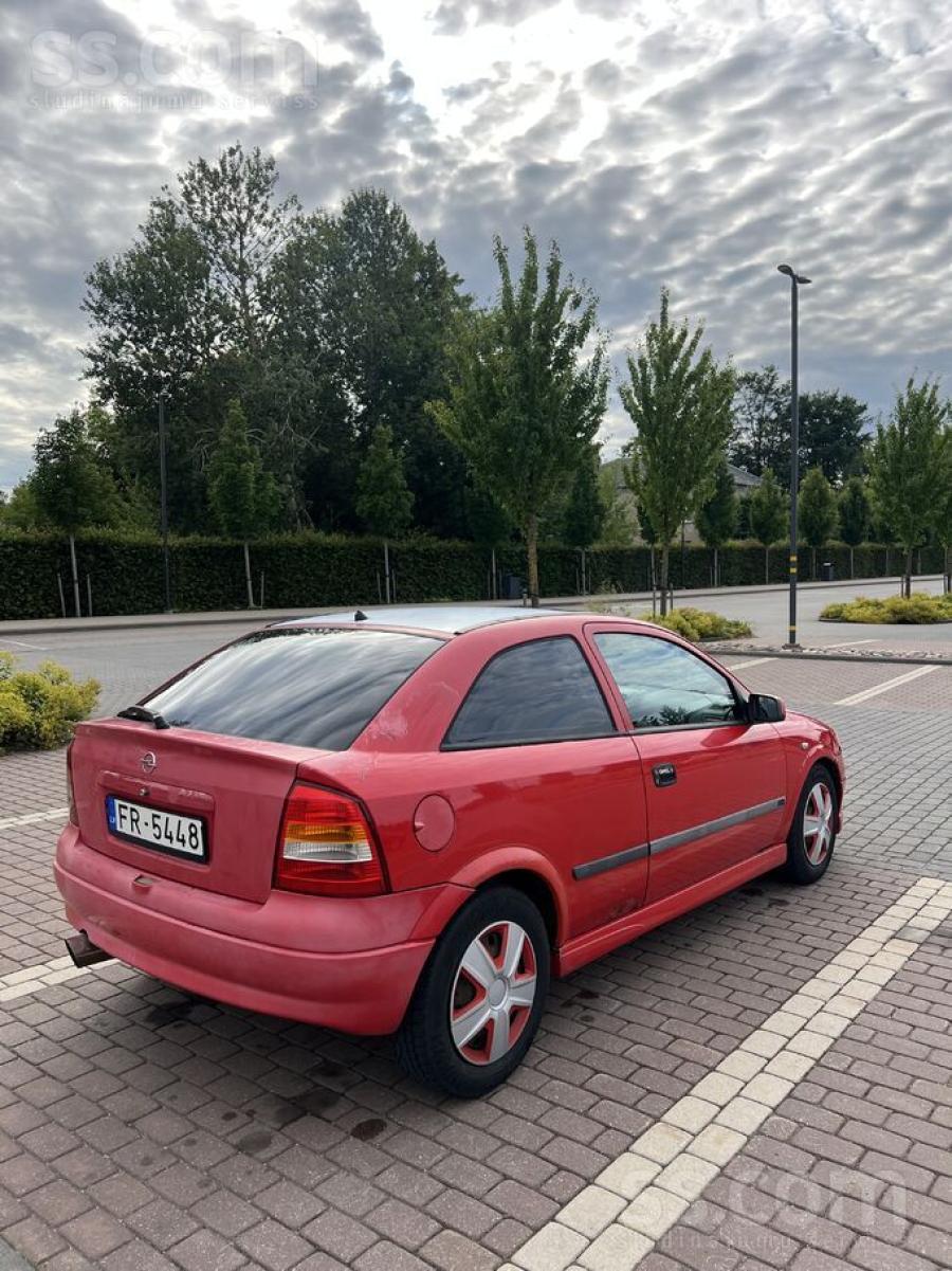 Sarkans Opel Astra 1998 Ventspils, ar dzinēja tilpumu 1.70 L un nobraukumu 351 tūkst. km par 500 €, foto 4 vietnē AUTOMOTO.COM.LV