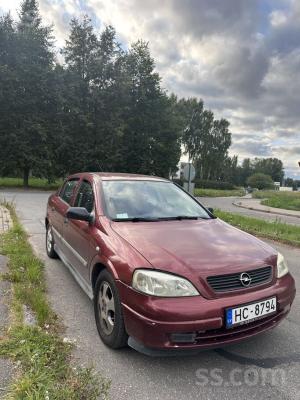 Red Opel Astra 1999 in Riga, with an engine capacity of 1.60 L and mileage of 330 thousand km for 900 €, photo  on AUTOMOTO.COM.LV