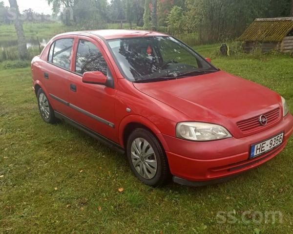 Sarkans Opel Astra 1999 Cēsis, ar dzinēja tilpumu 1.60 L un nobraukumu 234 tūkst. km par 900 €, foto 4 vietnē AUTOMOTO.COM.LV