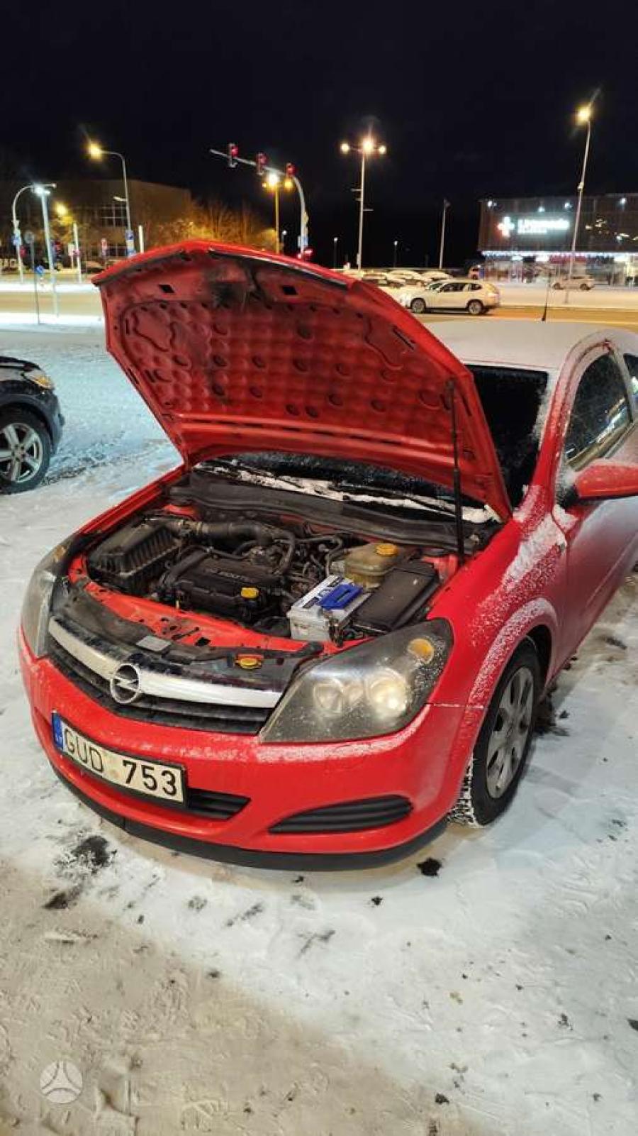 Sarkans Opel Astra 2005 Šauļi, ar dzinēja tilpumu 1.40 L un nobraukumu 255 tūkst. km par 450 €, foto 1 vietnē AUTOMOTO.COM.LV