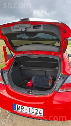Sarkans Opel Astra 2005 Bauska, ar dzinēja tilpumu 1.90 L un nobraukumu 287 tūkst. km par 2995 €, foto 7 vietnē AUTOMOTO.COM.LV