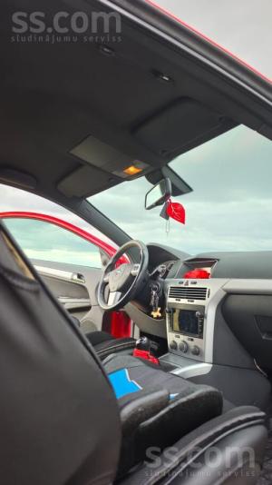 Sarkans Opel Astra 2005 Bauska, ar dzinēja tilpumu 1.90 L un nobraukumu 287 tūkst. km par 2995 €, foto 10 vietnē AUTOMOTO.COM.LV