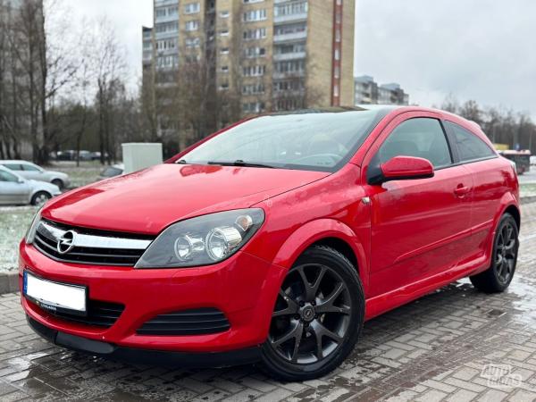 Red Opel Astra 2007 in Kaunas, with an engine capacity of 1.70 L and mileage of 160 thousand km for 1500 €, photo 7 on AUTOMOTO.COM.LV