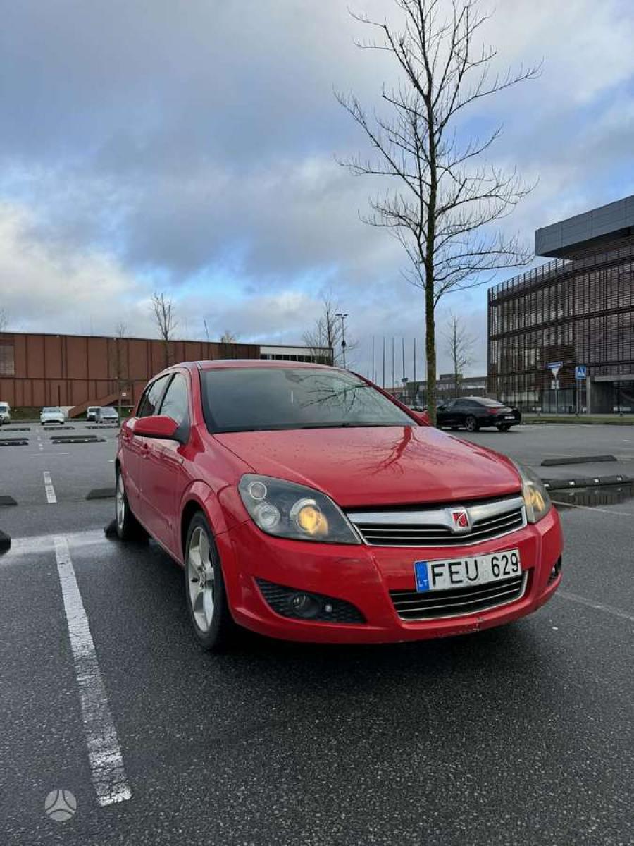 Red Opel Astra 2008 in Klaipeda, with an engine capacity of 1.80 L and mileage of 175 thousand km for 2300 €, photo 1 on AUTOMOTO.COM.LV