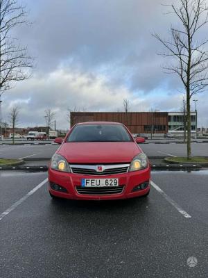 Red Opel Astra 2008 in Klaipeda, with an engine capacity of 1.80 L and mileage of 175 thousand km for 2300 €, photo 5 on AUTOMOTO.COM.LV