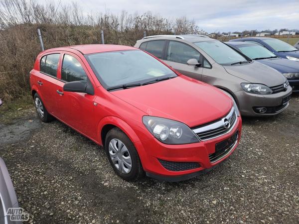 Sarkans Opel Astra 2010 Kluonaliai, ar dzinēja tilpumu 1.40 L un nobraukumu 260 tūkst. km par 2499 €, foto 2 vietnē AUTOMOTO.COM.LV