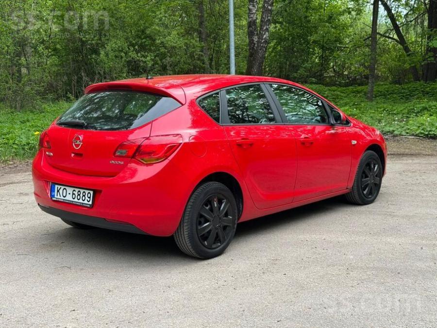 Sarkans Opel Astra 2010 Rīga, ar dzinēja tilpumu 1.40 L un nobraukumu 0 tūkst. km par 3499 €, foto 6 vietnē AUTOMOTO.COM.LV