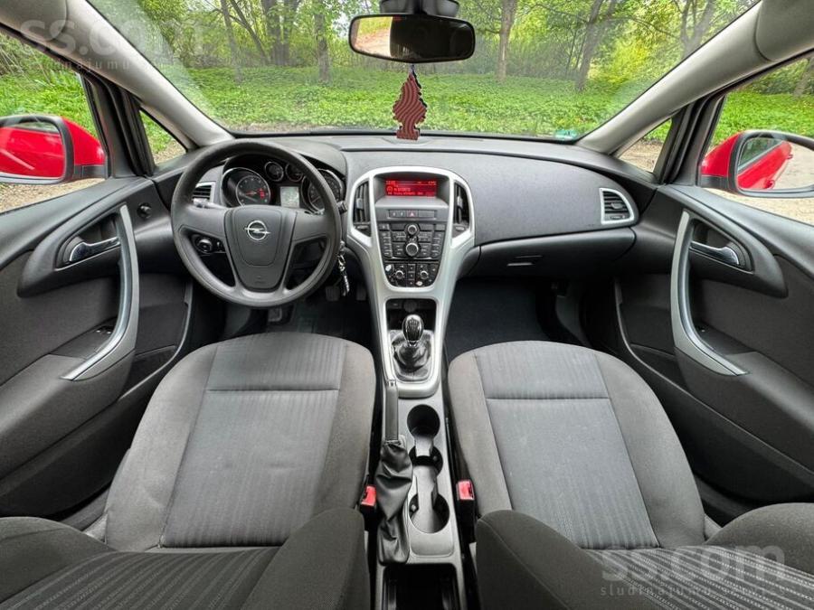 Sarkans Opel Astra 2010 Rīga, ar dzinēja tilpumu 1.40 L un nobraukumu 0 tūkst. km par 3499 €, foto 12 vietnē AUTOMOTO.COM.LV