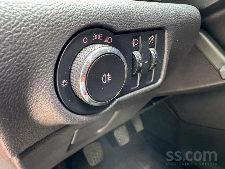 Sarkans Opel Astra 2010 Rīga, ar dzinēja tilpumu 1.40 L un nobraukumu 0 tūkst. km par 3499 €, foto 15 vietnē AUTOMOTO.COM.LV