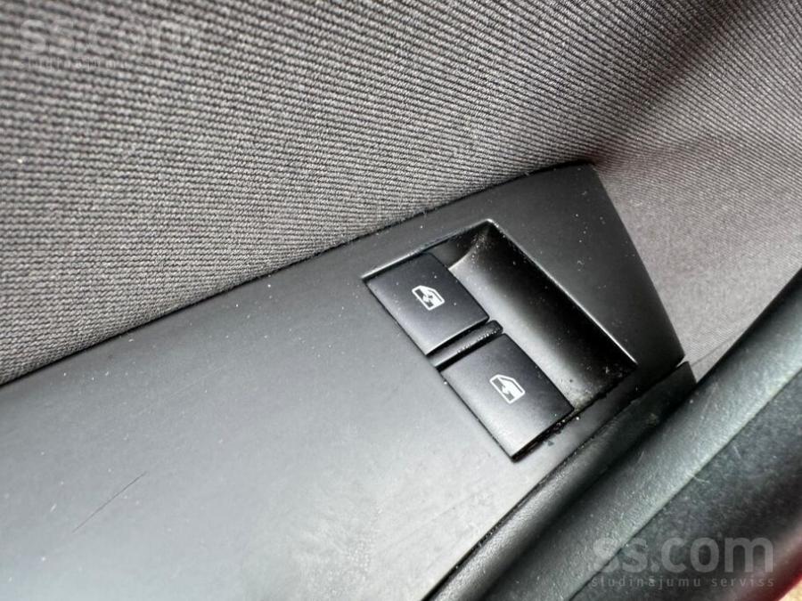 Sarkans Opel Astra 2010 Rīga, ar dzinēja tilpumu 1.40 L un nobraukumu 0 tūkst. km par 3499 €, foto 16 vietnē AUTOMOTO.COM.LV