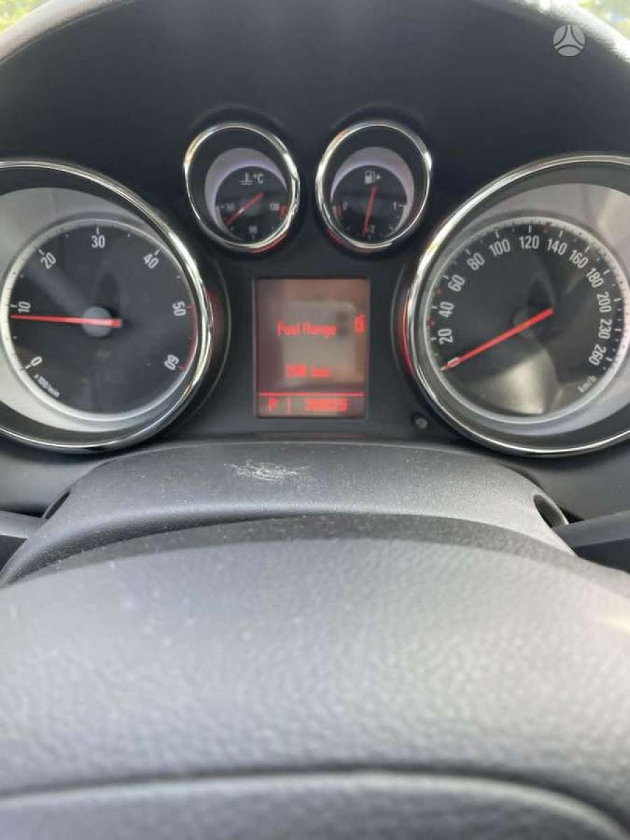 Sarkans Opel Astra 2010 Klaipėda, ar dzinēja tilpumu 1.96 L un nobraukumu 201 tūkst. km par 5000 €, foto 8 vietnē AUTOMOTO.COM.LV