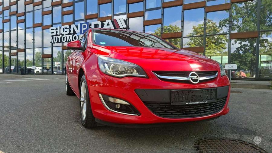 Sarkans Opel Astra 2013 Kauņa, ar dzinēja tilpumu 1.69 L un nobraukumu 178 tūkst. km par 4100 €, foto 6 vietnē AUTOMOTO.COM.LV