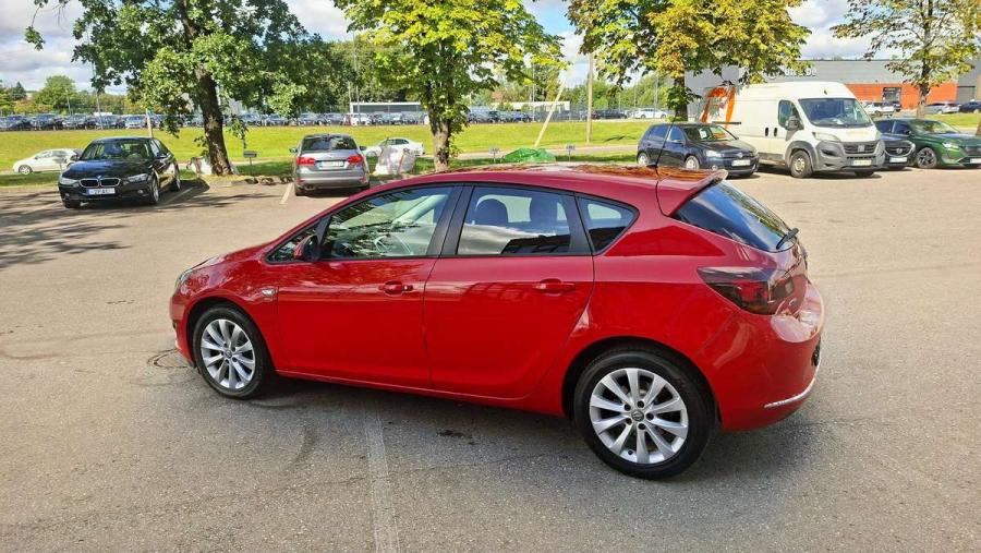 Sarkans Opel Astra 2013 Kauņa, ar dzinēja tilpumu 1.69 L un nobraukumu 178 tūkst. km par 4100 €, foto 16 vietnē AUTOMOTO.COM.LV