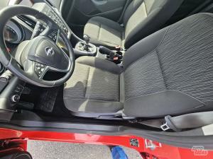 Red Opel Astra 2015 in Kaunas, with an engine capacity of 1.60 L and mileage of 273 thousand km for 3155 €, photo 3 on AUTOMOTO.COM.LV