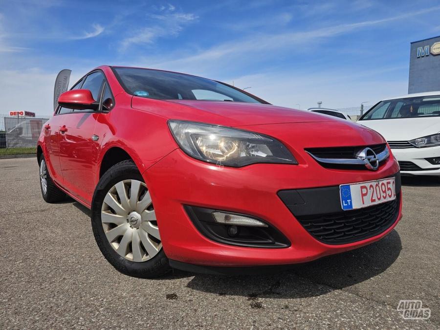 Red Opel Astra 2015 in Kaunas, with an engine capacity of 1.60 L and mileage of 273 thousand km for 3155 €, photo 29 on AUTOMOTO.COM.LV