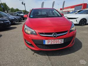 Red Opel Astra 2015 in Kaunas, with an engine capacity of 1.60 L and mileage of 273 thousand km for 3155 €, photo 30 on AUTOMOTO.COM.LV