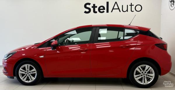 Red Opel Astra 2016 in Vilnius, with an engine capacity of 1.60 L and mileage of 158 thousand km for 7200 €, photo 3 on AUTOMOTO.COM.LV
