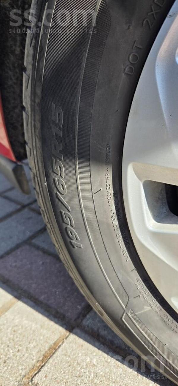 Sarkans Opel Astra 2016 Liepāja, ar dzinēja tilpumu 1.40 L un nobraukumu 74 tūkst. km par 6800 €, foto 7 vietnē AUTOMOTO.COM.LV