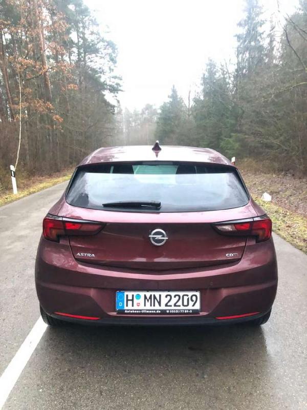 Sarkans Opel Astra 2018 Marijampole, ar dzinēja tilpumu 1.60 L un nobraukumu 195 tūkst. km par 6950 €, foto 6 vietnē AUTOMOTO.COM.LV