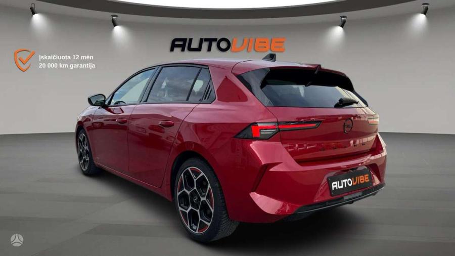 Red Opel Astra 2023 in Vilnius, with an engine capacity of 1.20 L and mileage of 74 thousand km for 16989 €, photo 7 on AUTOMOTO.COM.LV