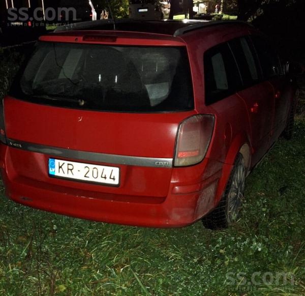 Sarkans Opel Astra 2005 Balvi, ar dzinēja tilpumu 1.90 L un nobraukumu 399 tūkst. km par 550 €, foto 4 vietnē AUTOMOTO.COM.LV